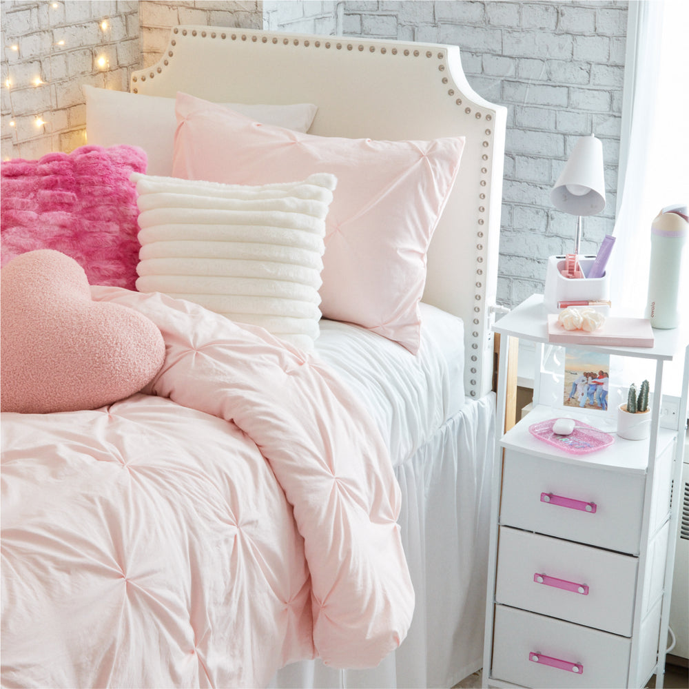 Scallop Frame | Dorm Essentials – Dormify