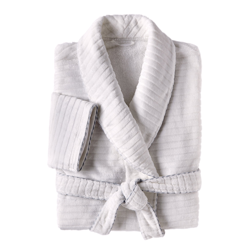 Slendid Plush Robe | Dorm Essentials – Dormify