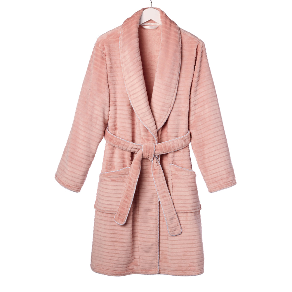 Slendid Plush Robe | Dorm Essentials – Dormify